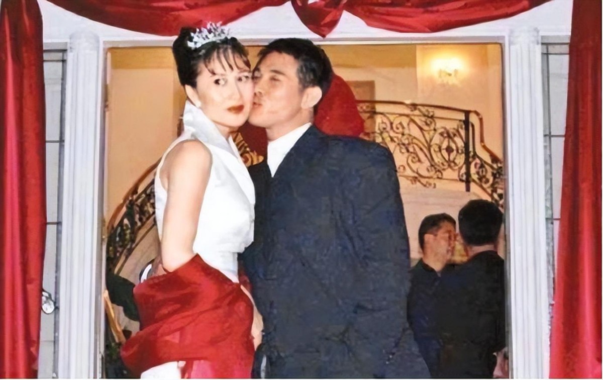 Both are Jet Li's flesh and blood, Huang Qiuyan and Li Zhi's daughter, why is there such a big ...