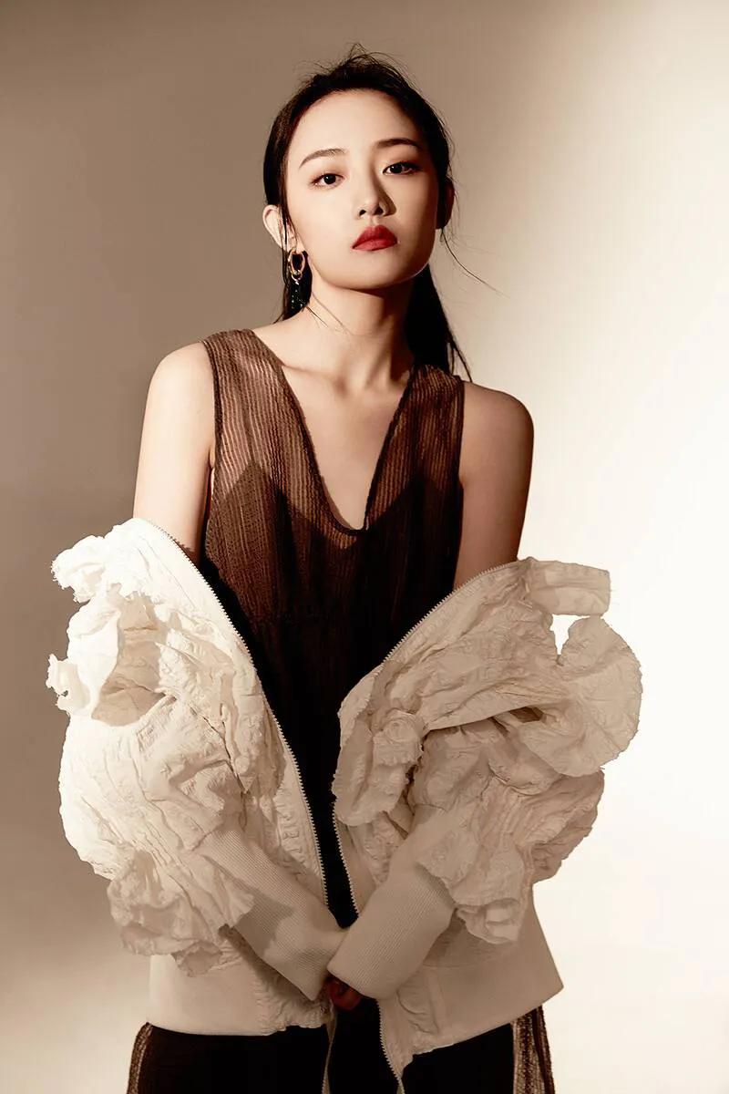 Lu Jing's photo album - iNEWS