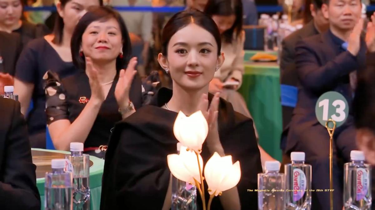 Zhao Liying ran with her three times, Wu Yue upset and won the Magnolia ...