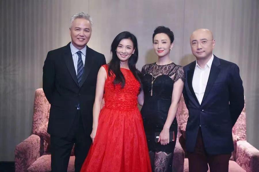 The hearing is over, let's watch Zhang Ting, the "top drama star", with ...