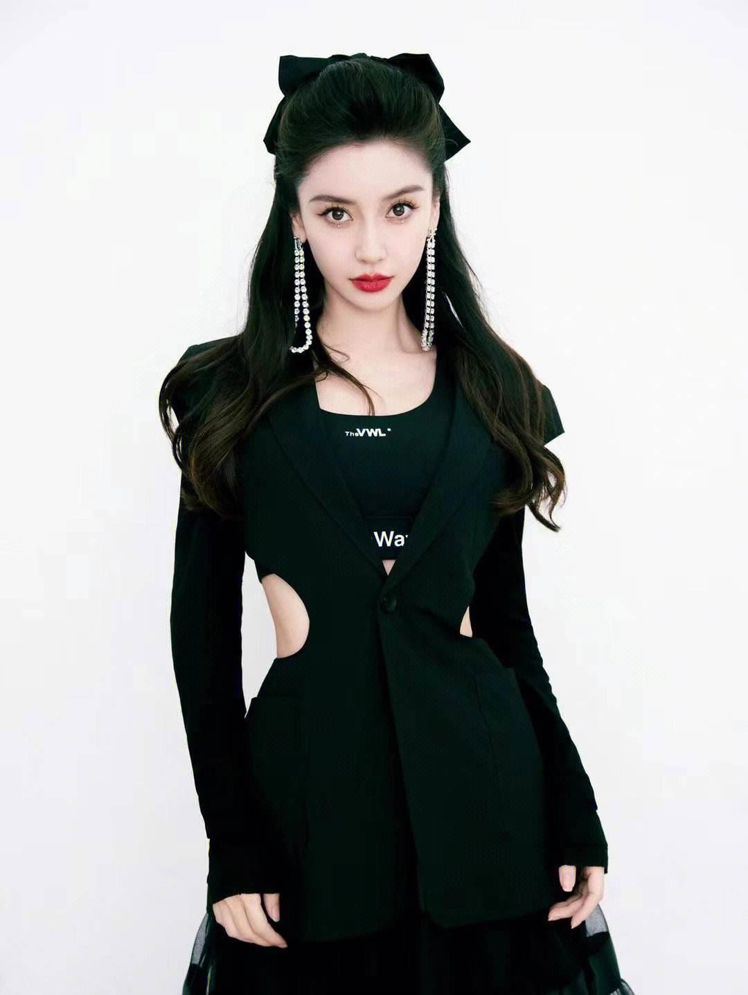 45-year-old Huang Xiaoming bought the custody of his son for 400 ...