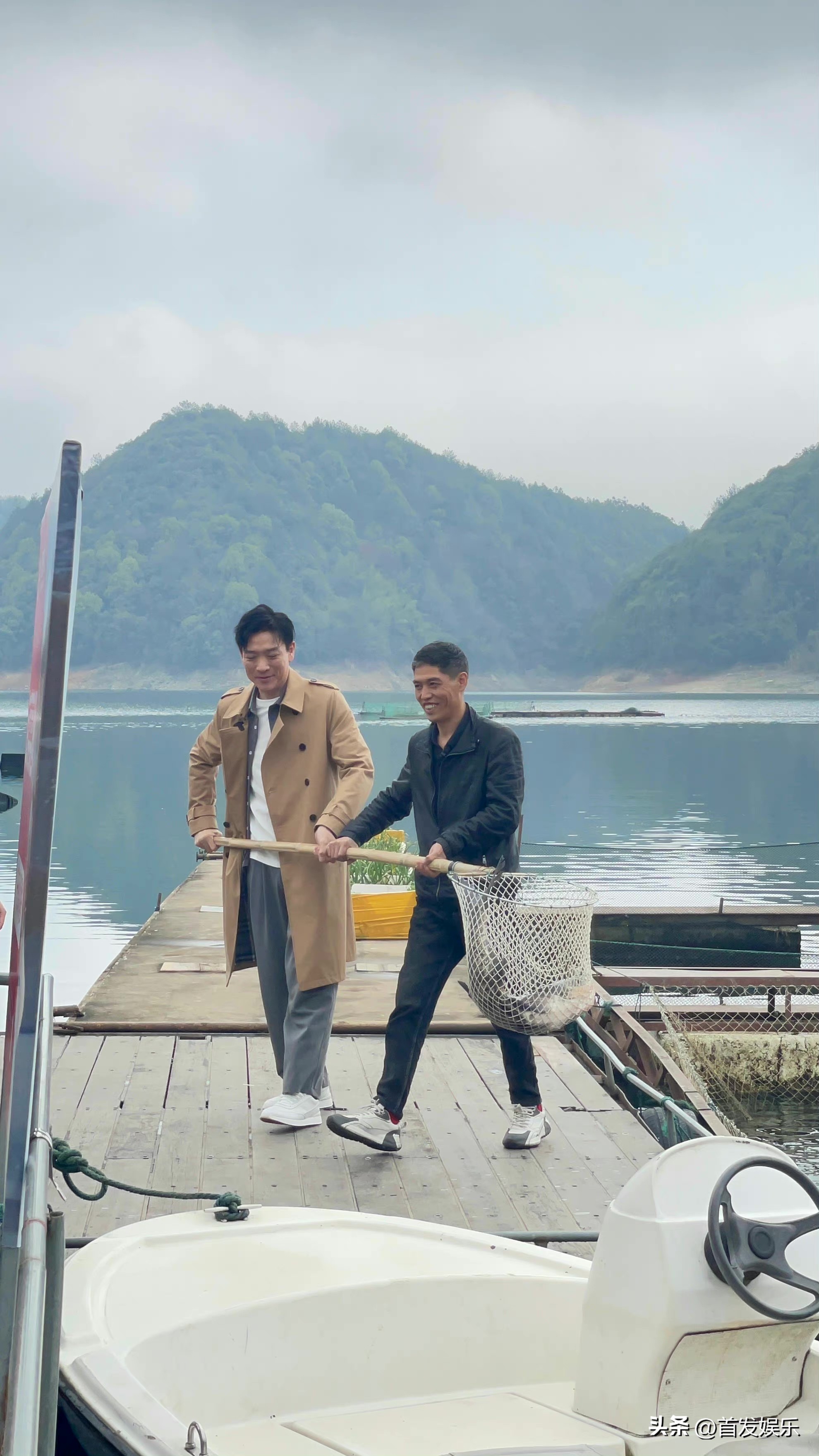 Lao Mo appeared in Qiandao Lake, unexpectedly he really went to catch ...