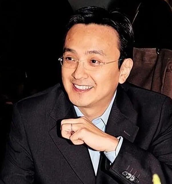 Weng Meiling, the actress who played Huang Rong, died mysteriously. Years later, the forensic ...