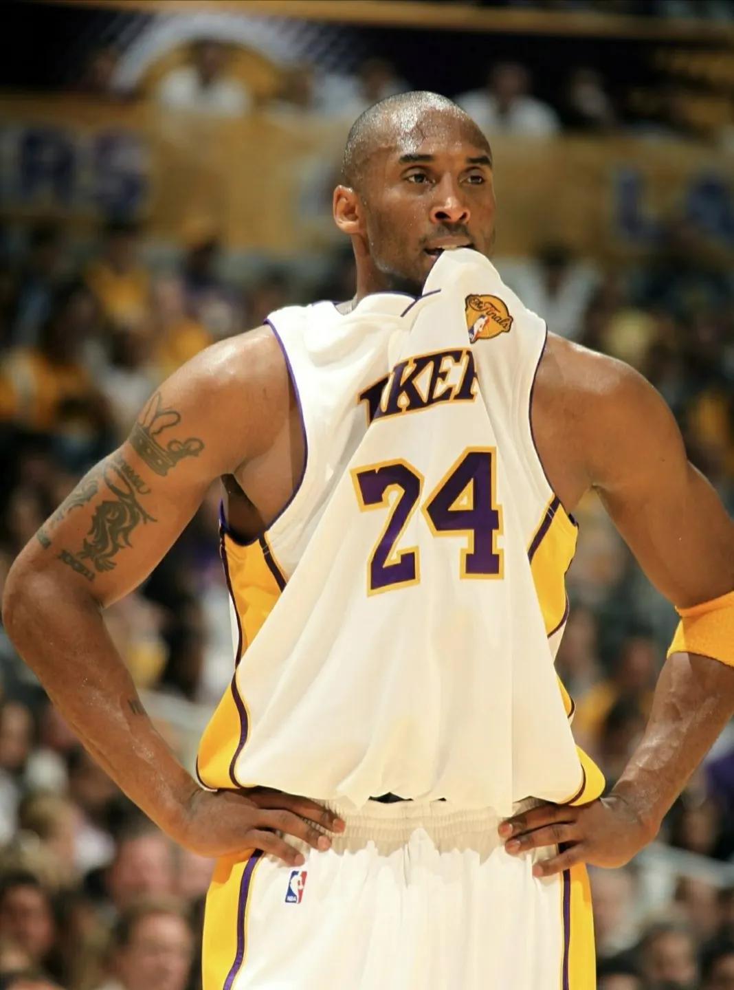 In the 14-15 season, Kobe returned from injury and surpassed Jordan in ...