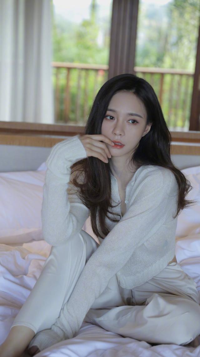 Mingyang Entertainment - Beauty Star - Shen Mengchen - iNEWS