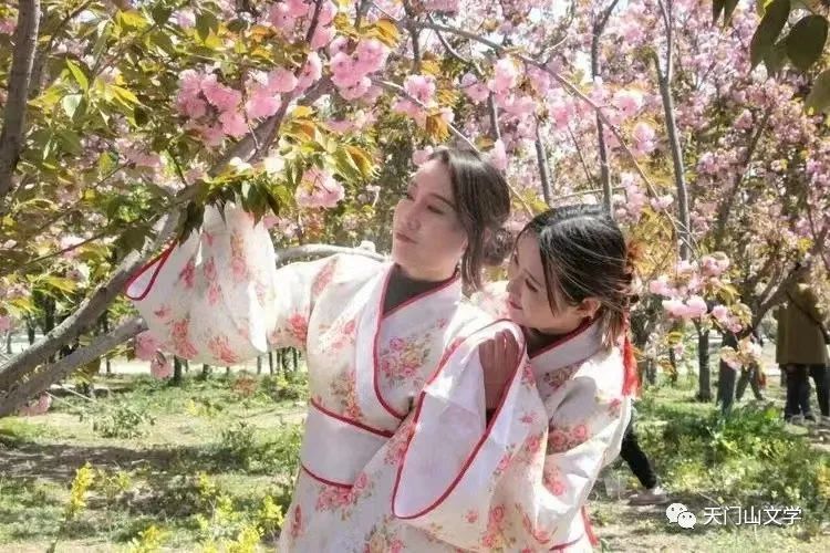 The second part of Li Jie's column series "Gu Yangying will invite you ...