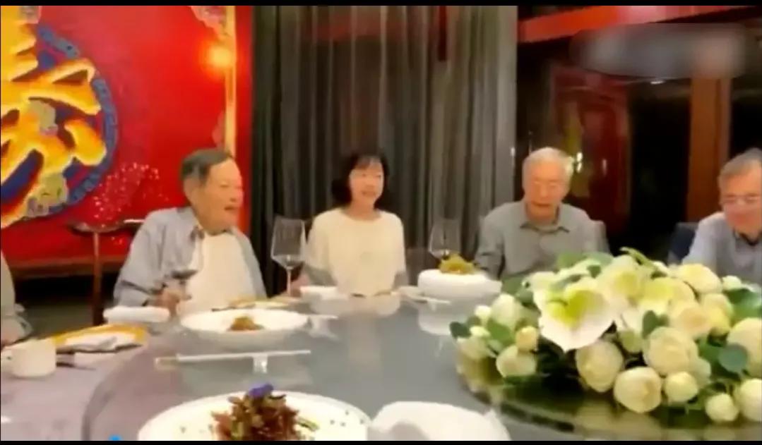 Yang Zhennings 100th Birthday Was Exposed His Spirit Was Loud And His