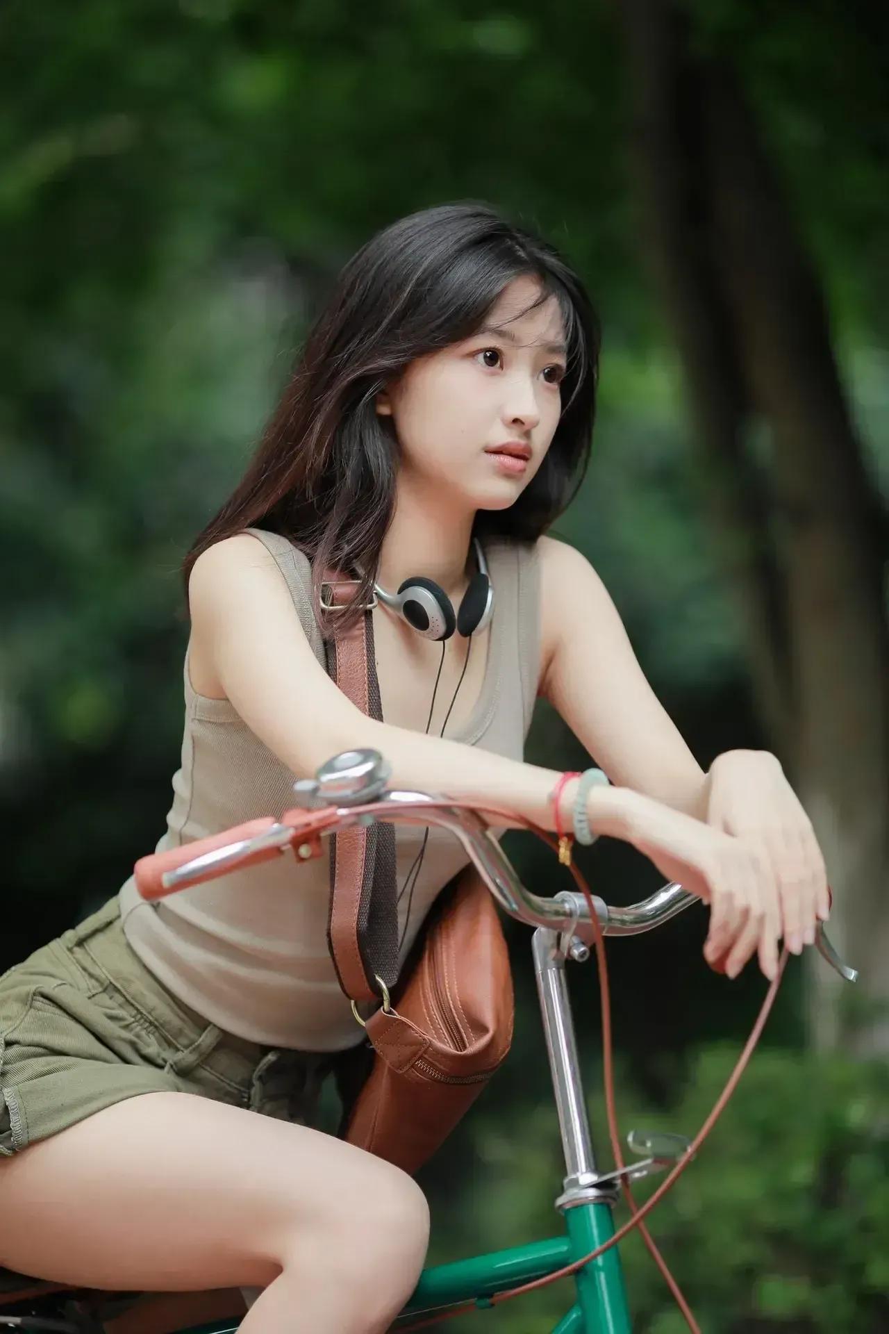 Wallpaper‖Long Moonlight - iNEWS