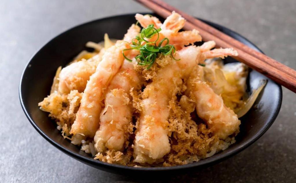 Emerald Fried Shrimp, a delicious delicacy that is charred on the ...