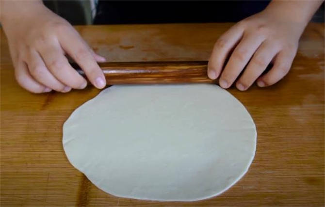 The practice of homemade pancakes, 1 pancake in 15 seconds, the ...