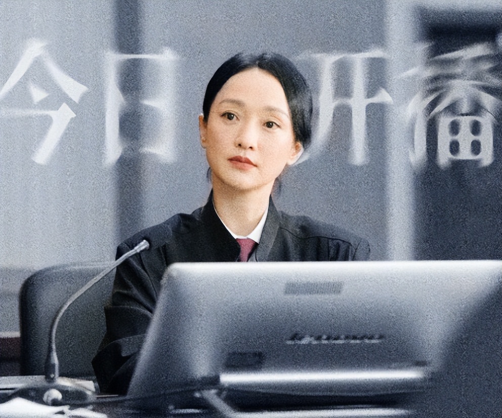 This time, Dong Jie's dignity was torn to pieces by "Zhou Xun" - iNEWS