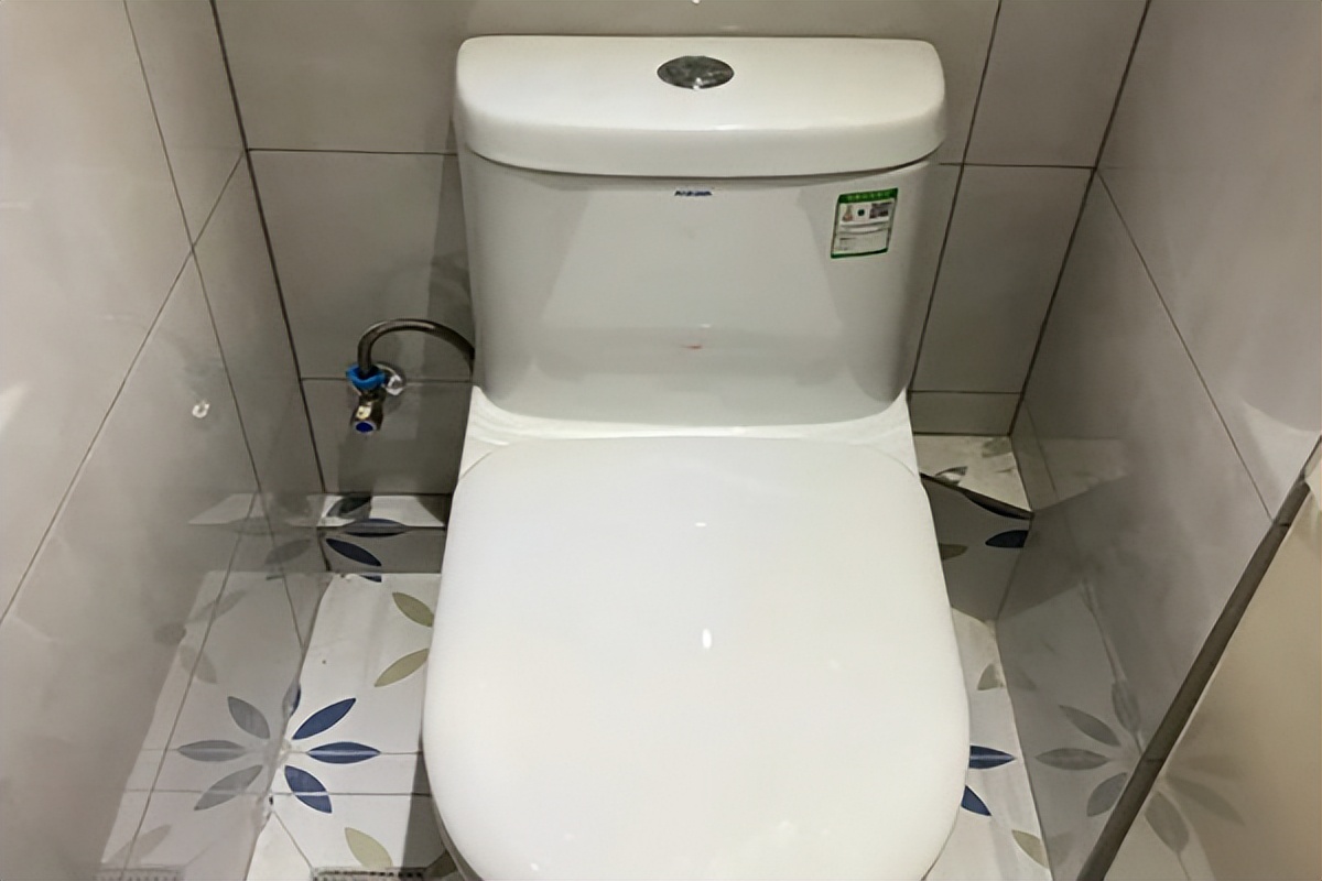Bathroom upgrades: the transition from traditional to modern toilets ...