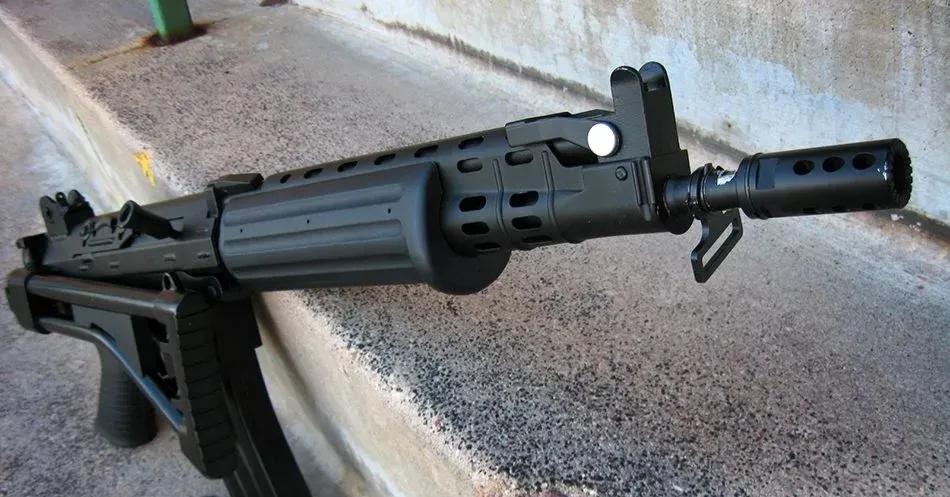 One of the world's famous guns, this gun has created a good story in ...