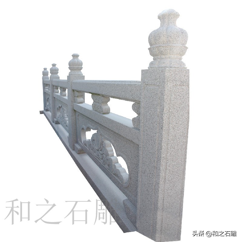 The implication of different patterns carved on the stone railings - iMedia