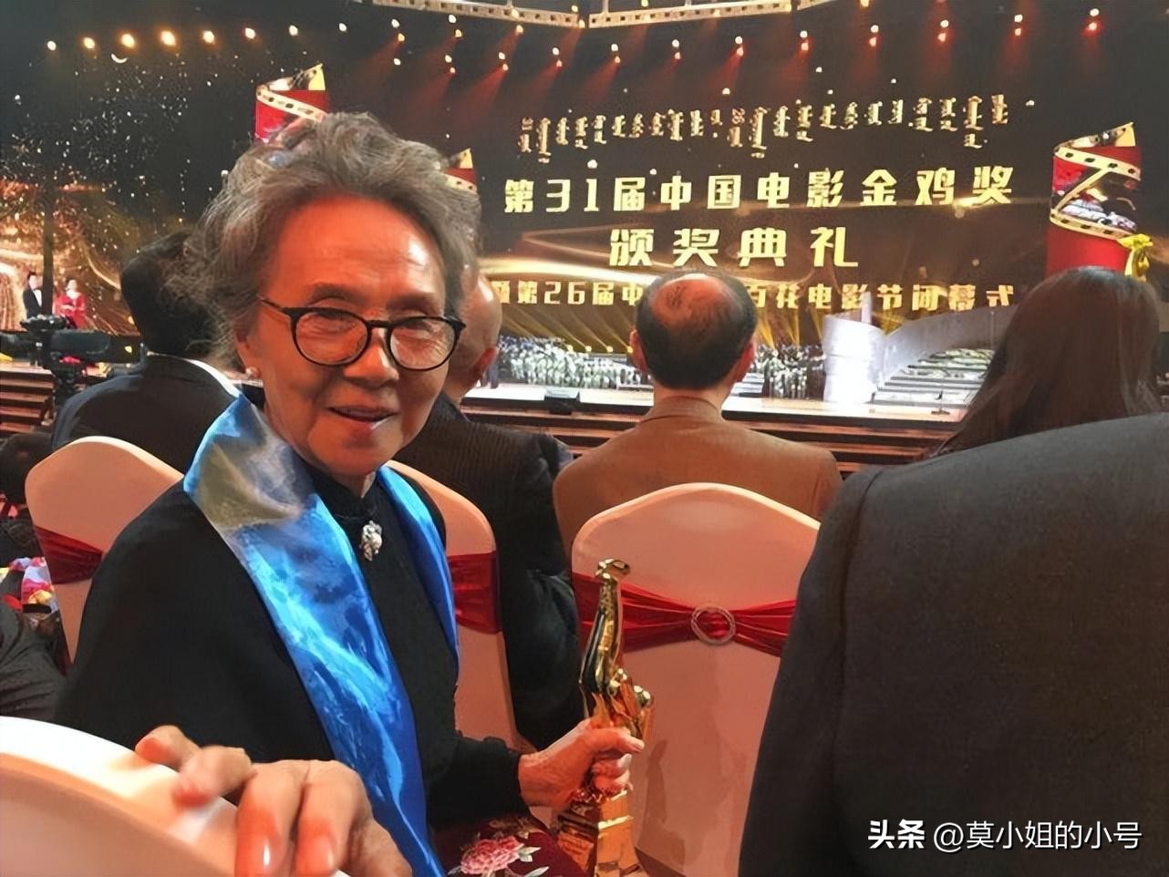 Wu Yanshu: After winning the film award at the age of 84, she was ...