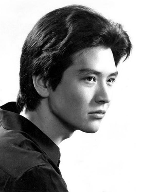 It turns out! The 62-year-old "wifeless and childless" Fei Xiang has ...