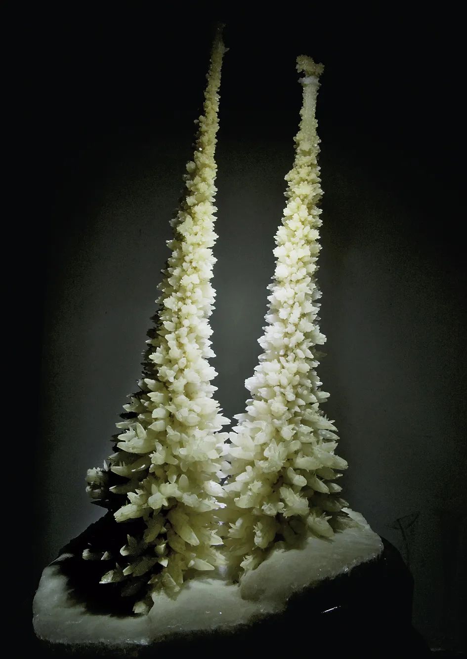 Mysterious Cave Triangle - iMedia