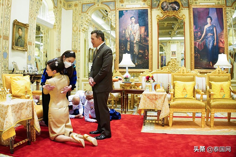 Princess Chulabhorn of Thailand presents honorary doctorate of medicine ...