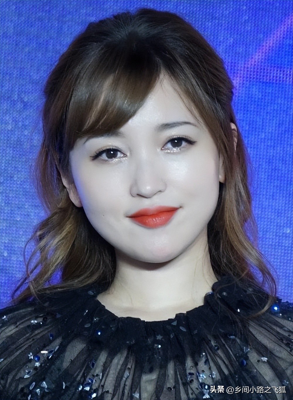 A recent photo of Jinsha attending the event reveals that her figure is ...