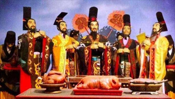 The expressions of the gods and the direction of offering sacrifices to ...