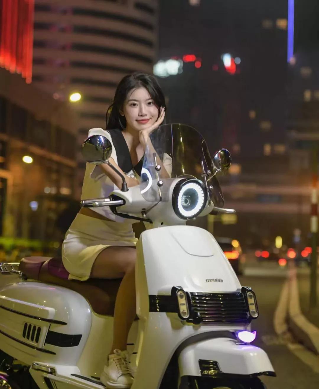 Sanye Retro Scooter Katyusha - iNEWS