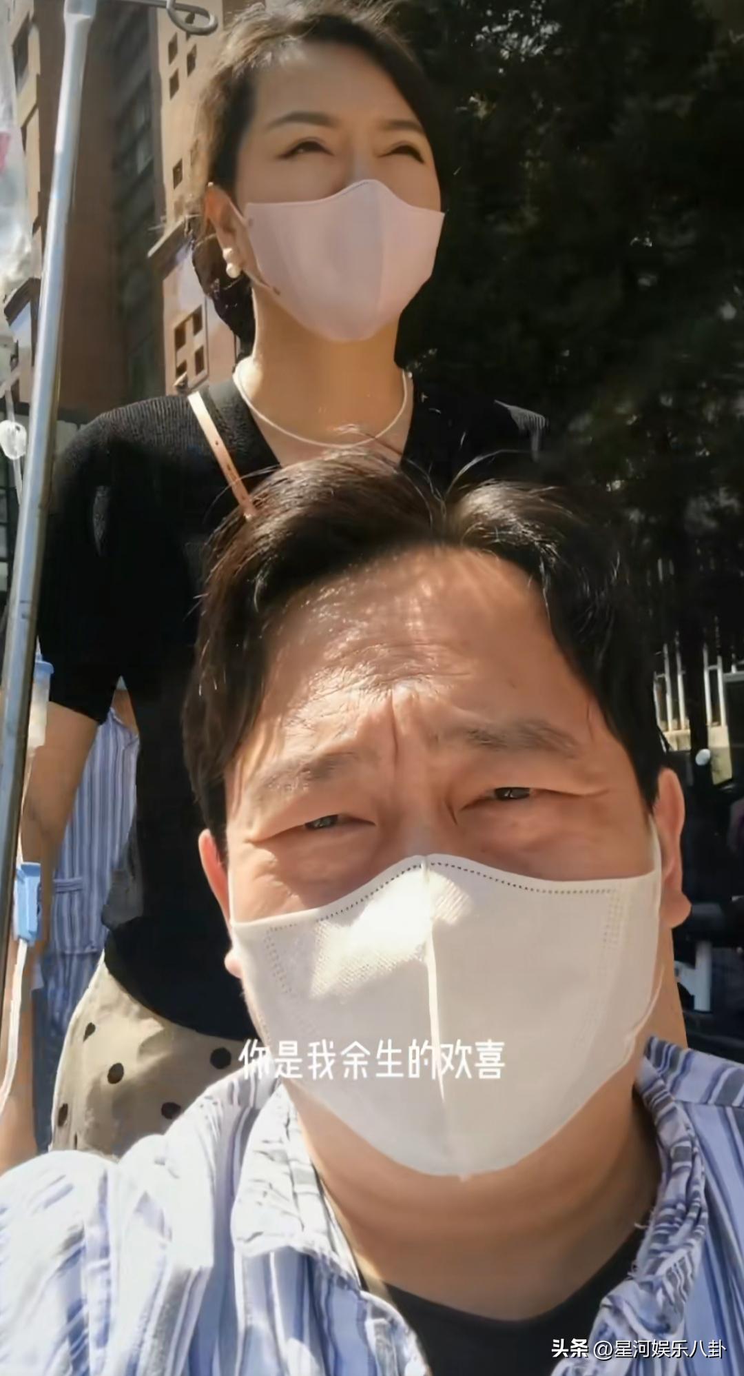 Actor Liang Chao was hospitalized in Beijing for surgery. He was ...