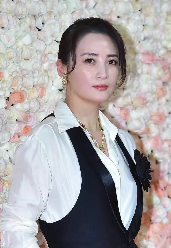 Nostalgic photo of Jiang Qinqin 3 - iMedia