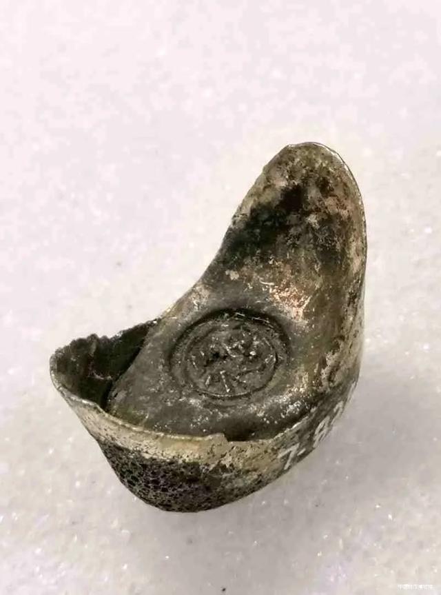 Why did Cixi treat Rong Lu so well, and why did Rong Lu's grandson ...