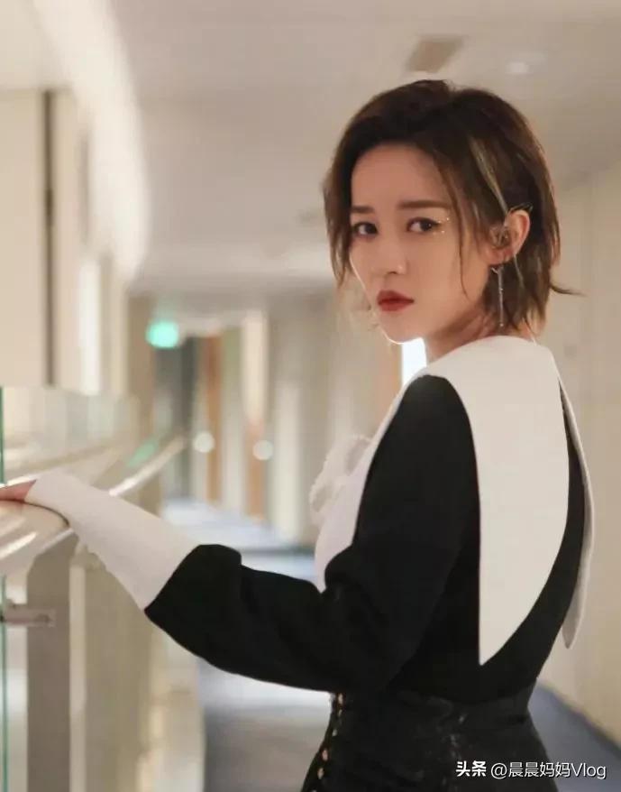 Share pictures - temperament goddess Cheng Xiang - iNEWS