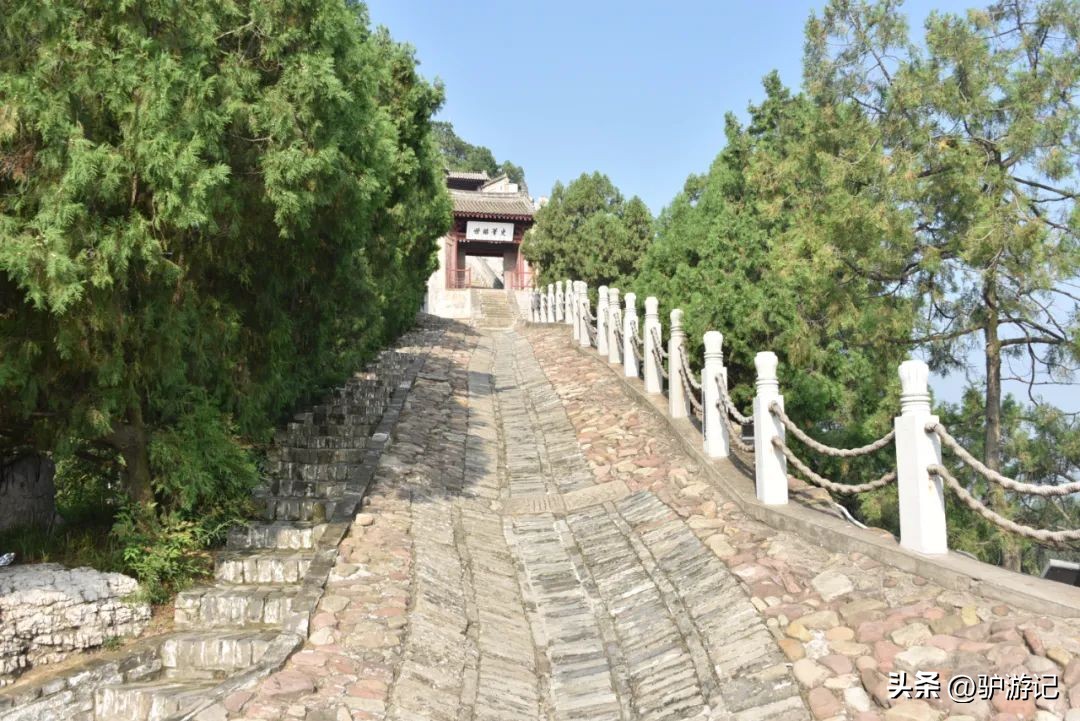 The historian's swan song, the rhythmless li Sao, why is the tomb of ...