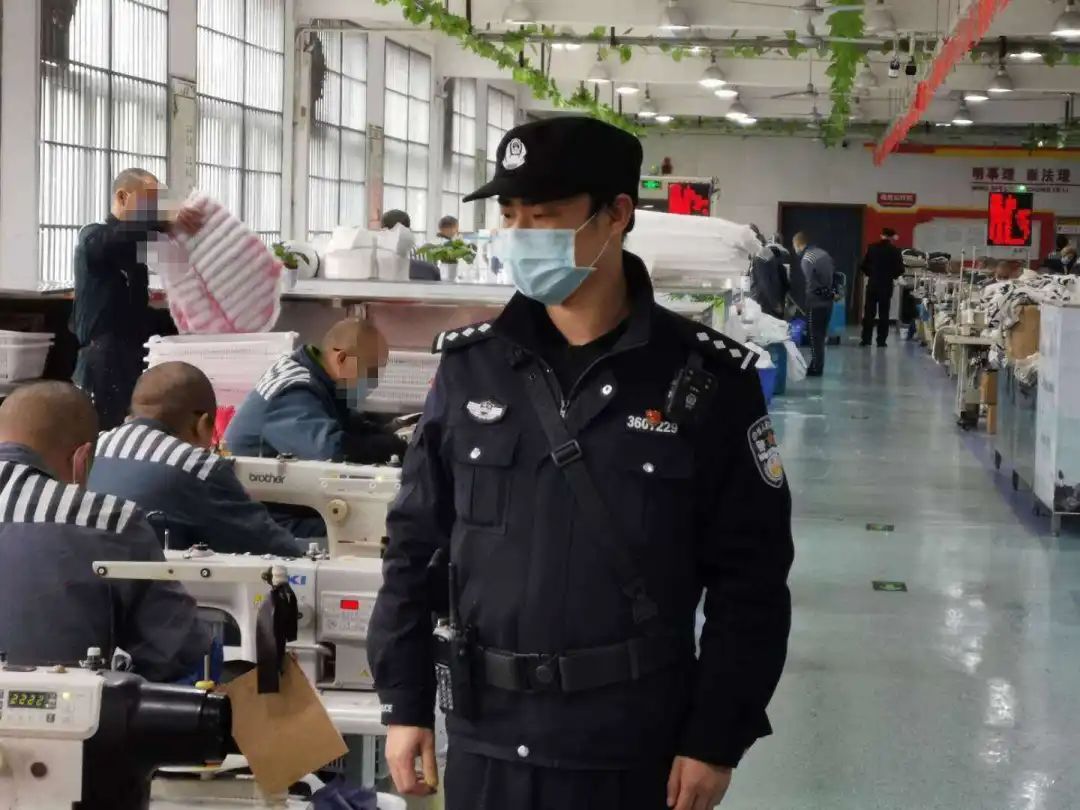 In the prison these two police officers represent the management of the ...
