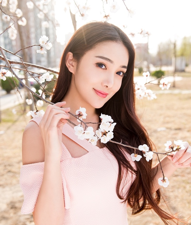 Mingyang Entertainment—Beauty Star—Ren Jiao - iNEWS