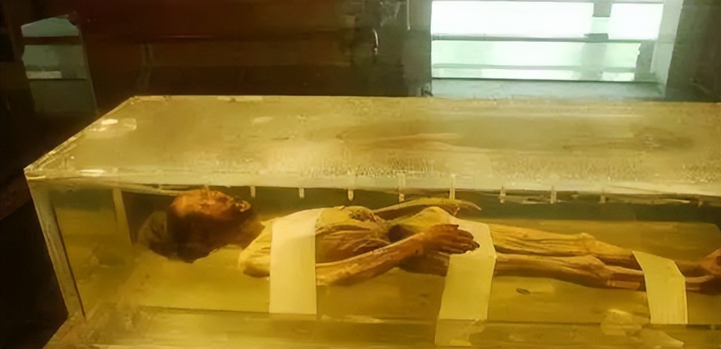 "China's first ancient corpse" unearthed in Jingmen, Hubei: the blood ...