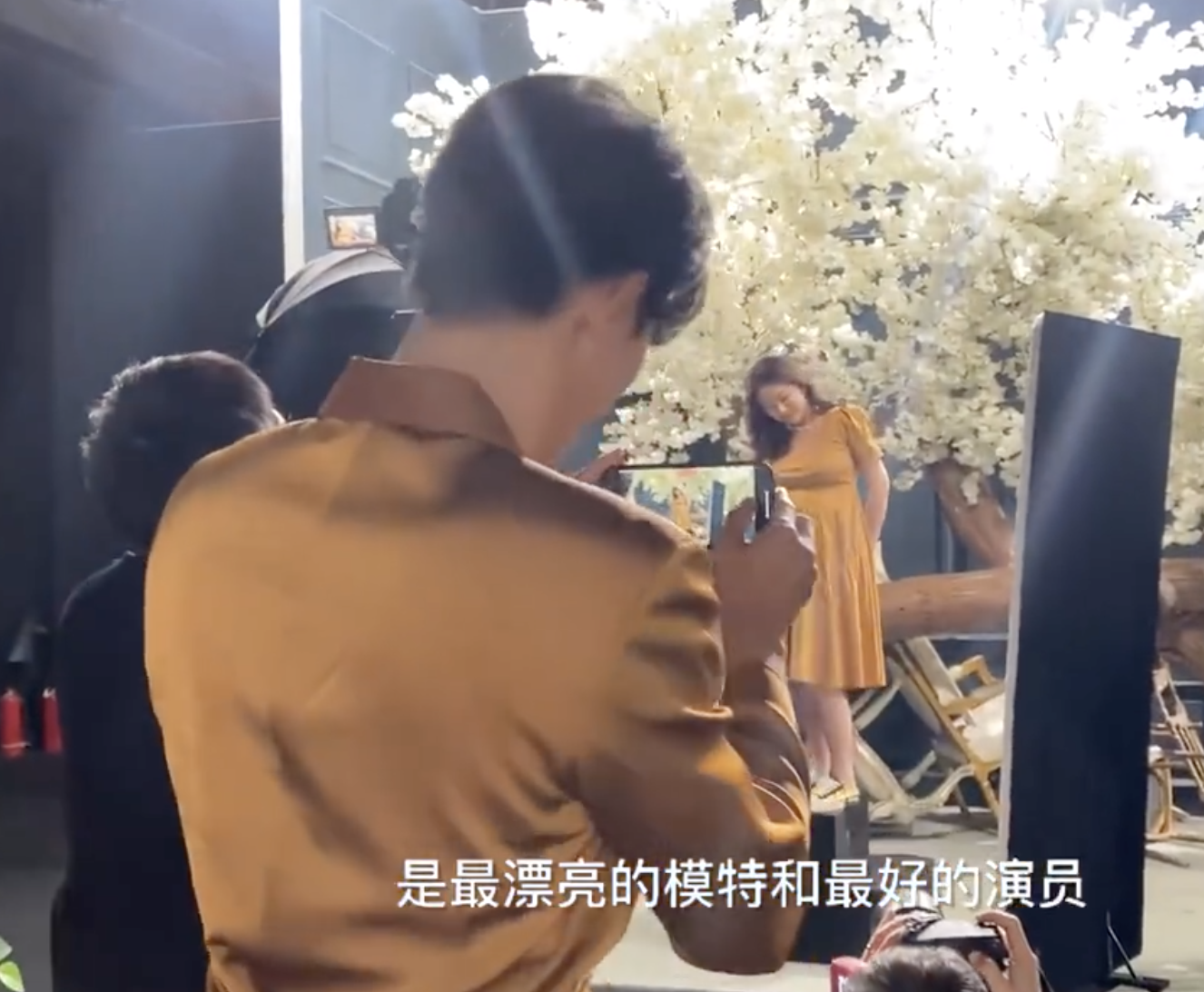 Li Zifeng officially announced that he was about to become a father and ...