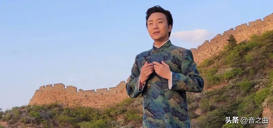 Li Yugang's 15 classic songs, his singing is high-pitched, sweet and ...