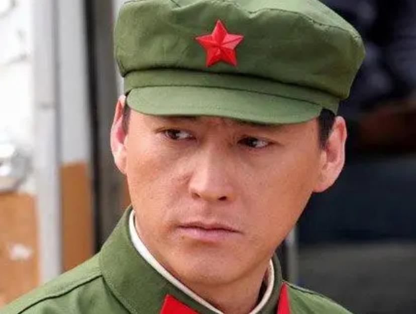 Zhu Mo: Married Liu Xiaofeng, an actor 16 years older, and had two sons ...
