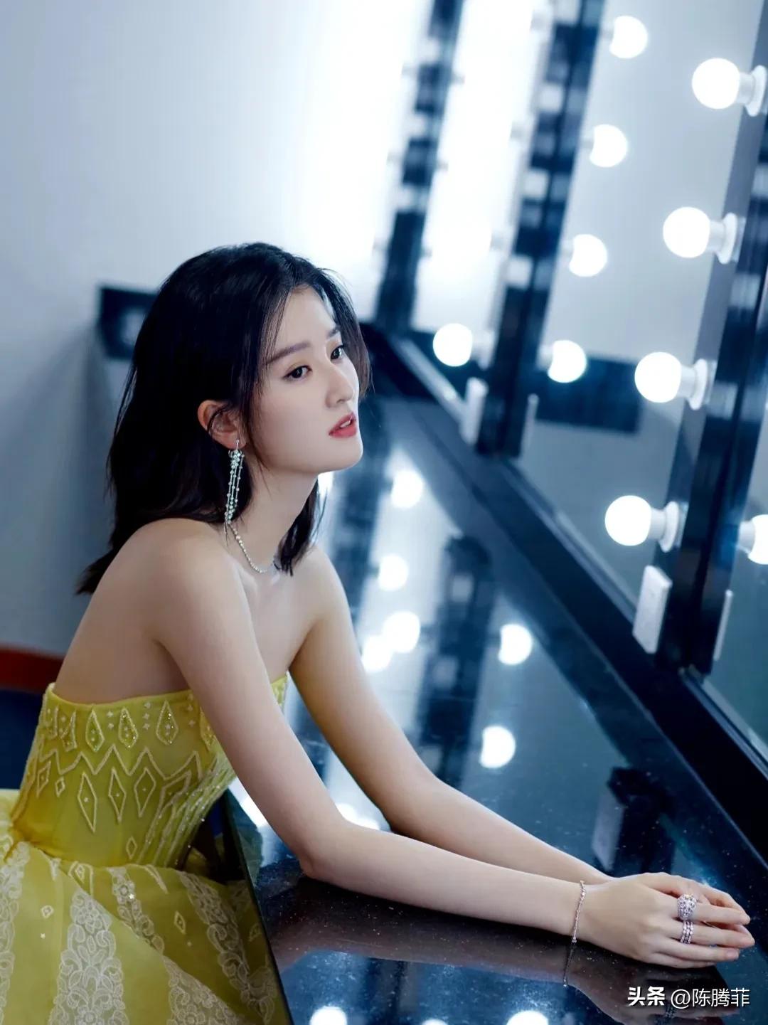 Qiao Xin's stunning photo - iMedia