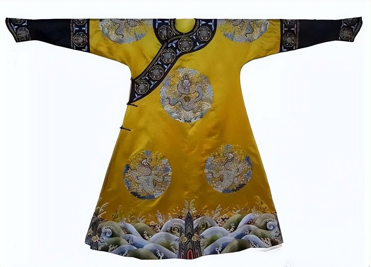 The only woman buried in a dragon robe in ancient times, her body will ...