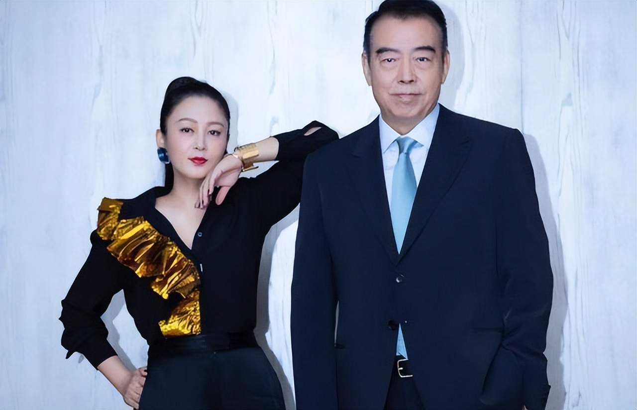 Why did Aaron Yan dare to bring his bodyguards to threaten his ex ...