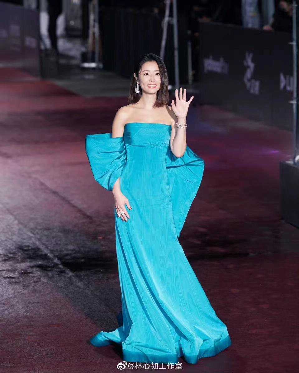 Lin Xinru missed the Golden Bell Award again, and has been with him for ...