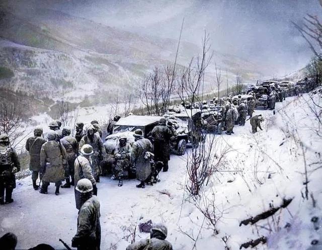 One hundred thousand people did not dare to fight two thousand people ...