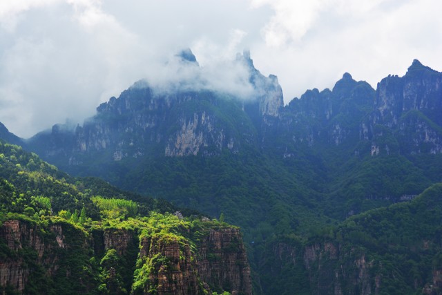 Congratulations to Huaxia Film and Television Centennial Red - iMedia