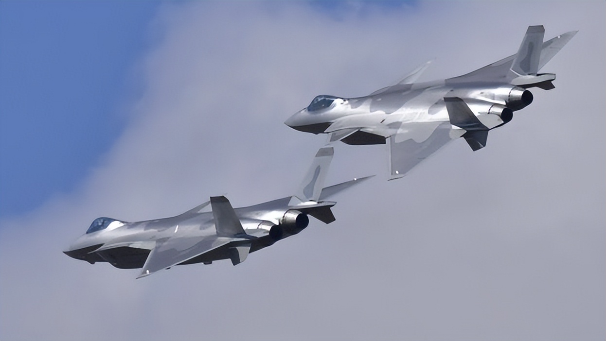 The Chinese Air Force is about to surpass the United States: the world ...