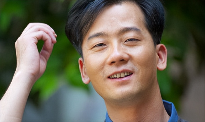 Actor Chen Chuang: He played a "dog" alive and also played the ...