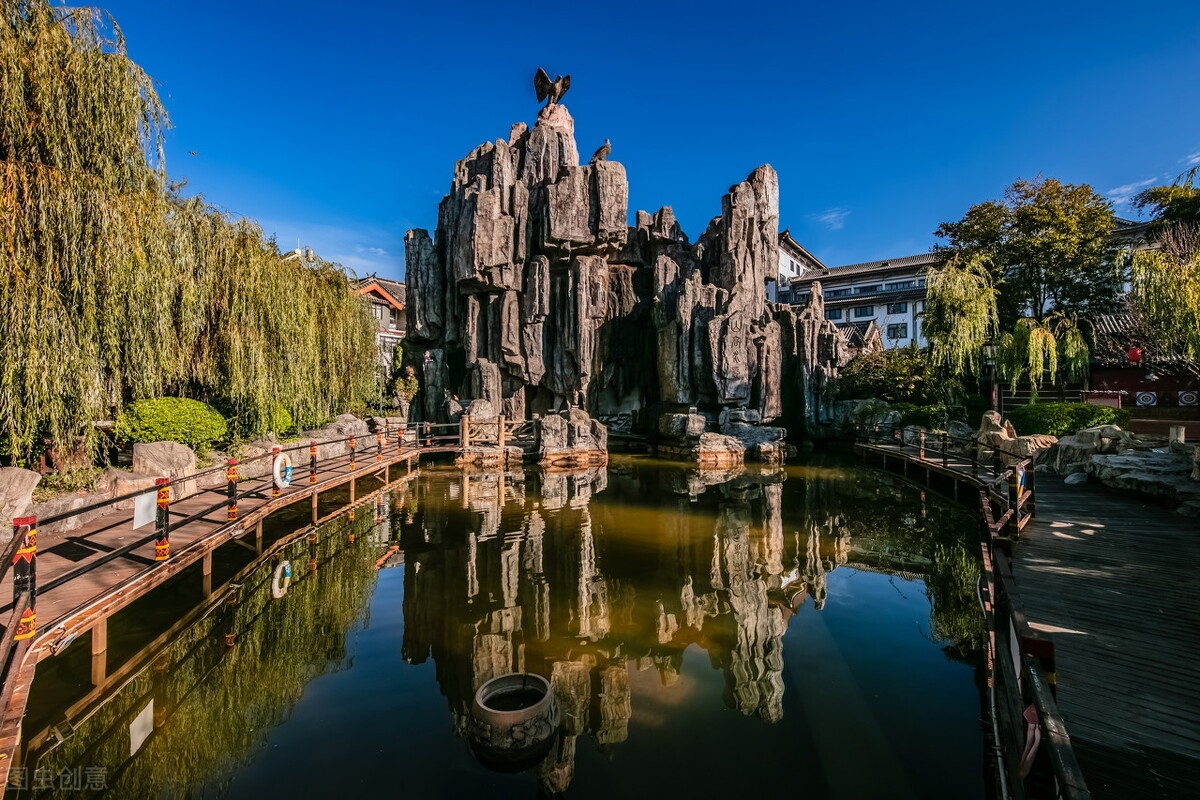 Qiyan lyric poetry courtyard pool rockery - iNEWS