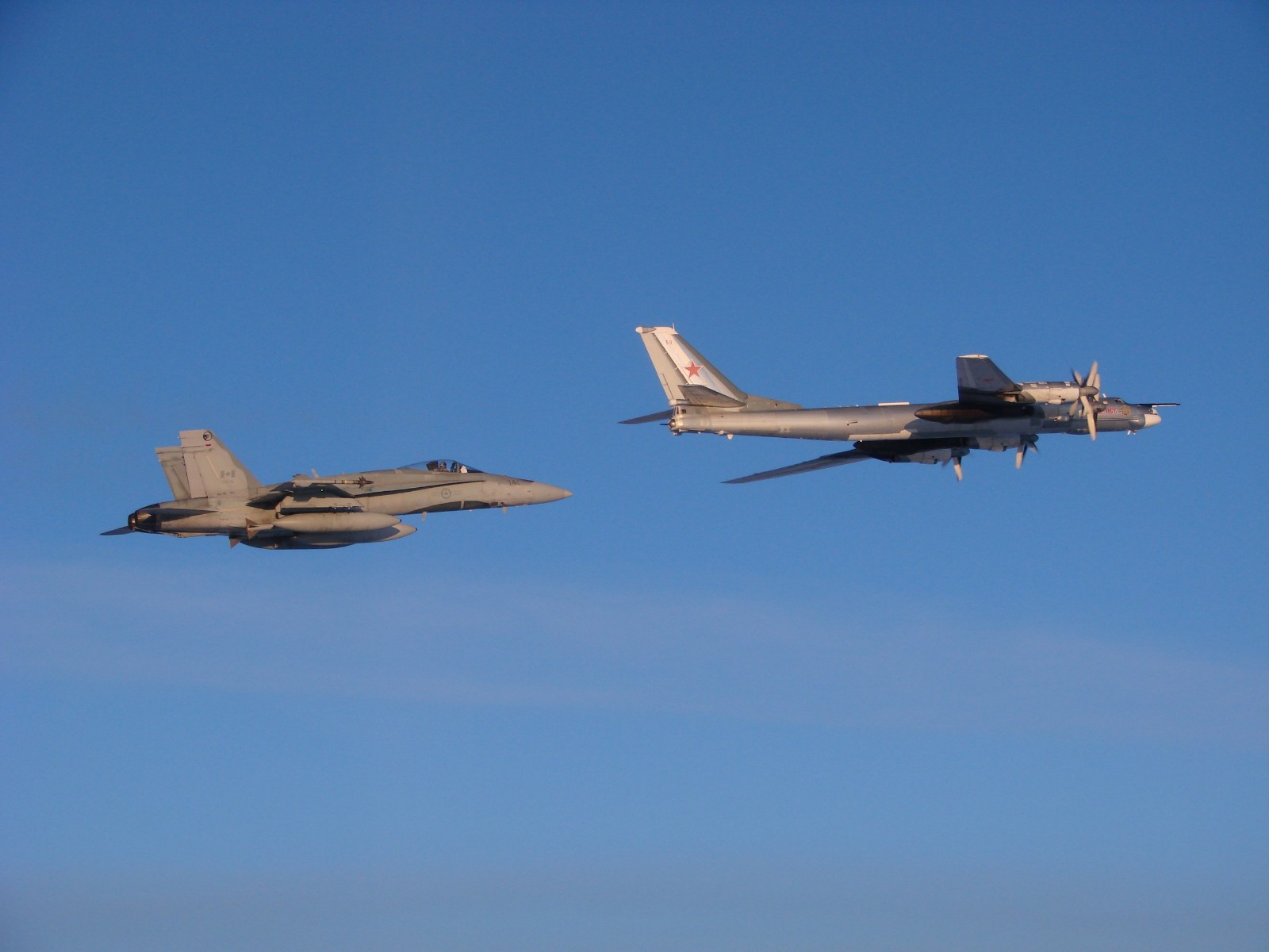 Give America a slap in the face! The Iraqi fleet "walked through" the ...