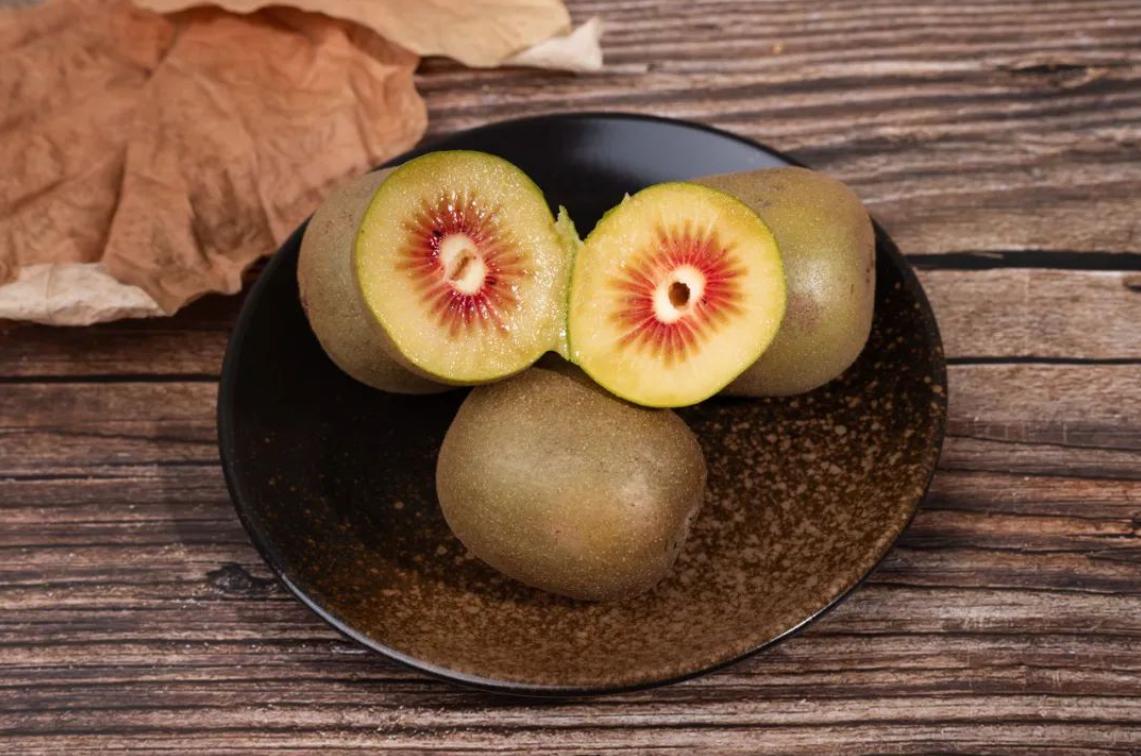 What will happen if you eat 1 kiwi a day? skin will get better? Will ...