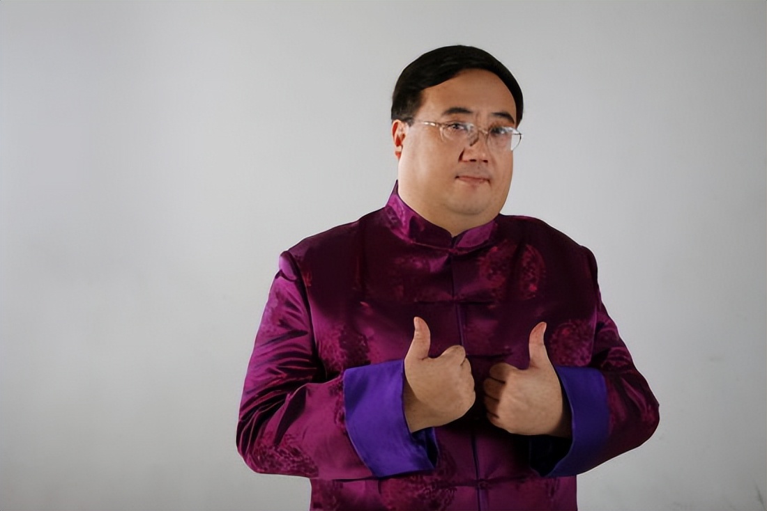 Na Wei hit the thunder, celebrities need to be cautious when sending ...