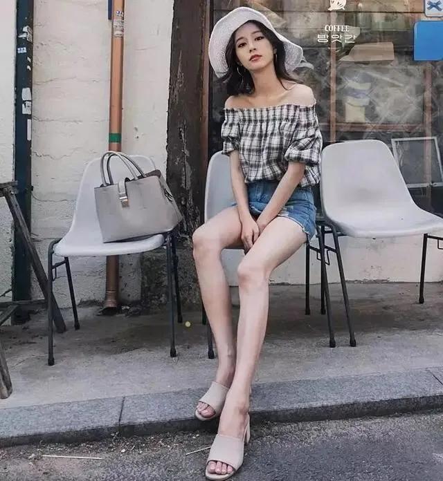 Korean supermodel Kim Bora has an angel face and a devil figure - iNEWS