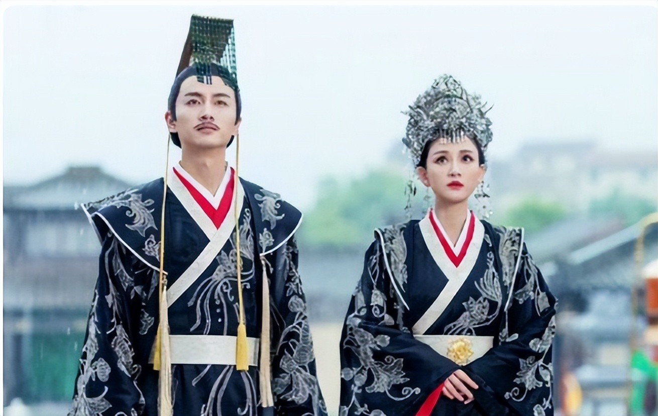 During Dugu Jialuo's lifetime, Emperor Wendi Yang Jian of Sui Dynasty ...